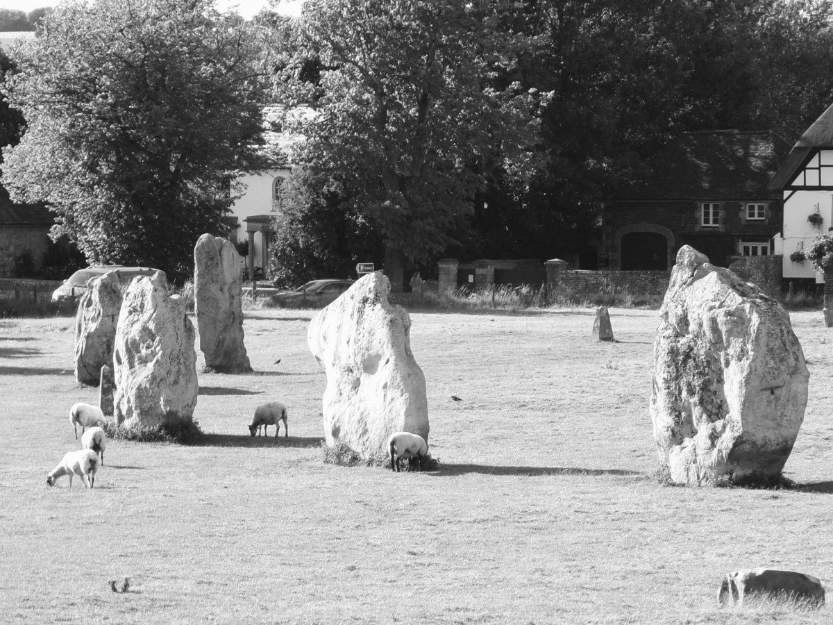 Poem 483 – Ancient Stones | Ode for the Day